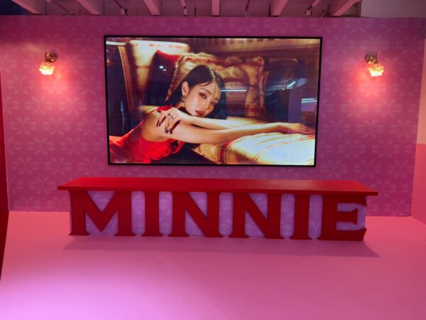 (여자)아이들 민니 HERS 팝업 | 팝가 POPGA